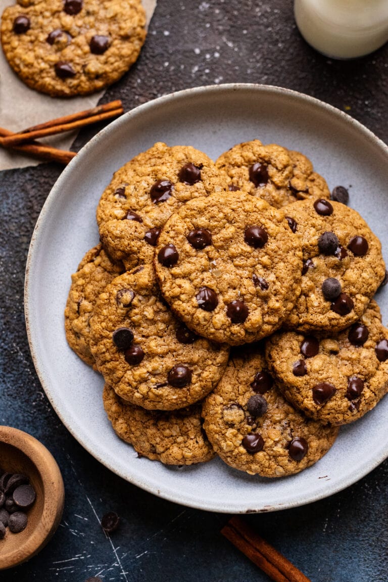 Oatmeal Cinnamon Chocolate Chip Cookies – A Simple Palate