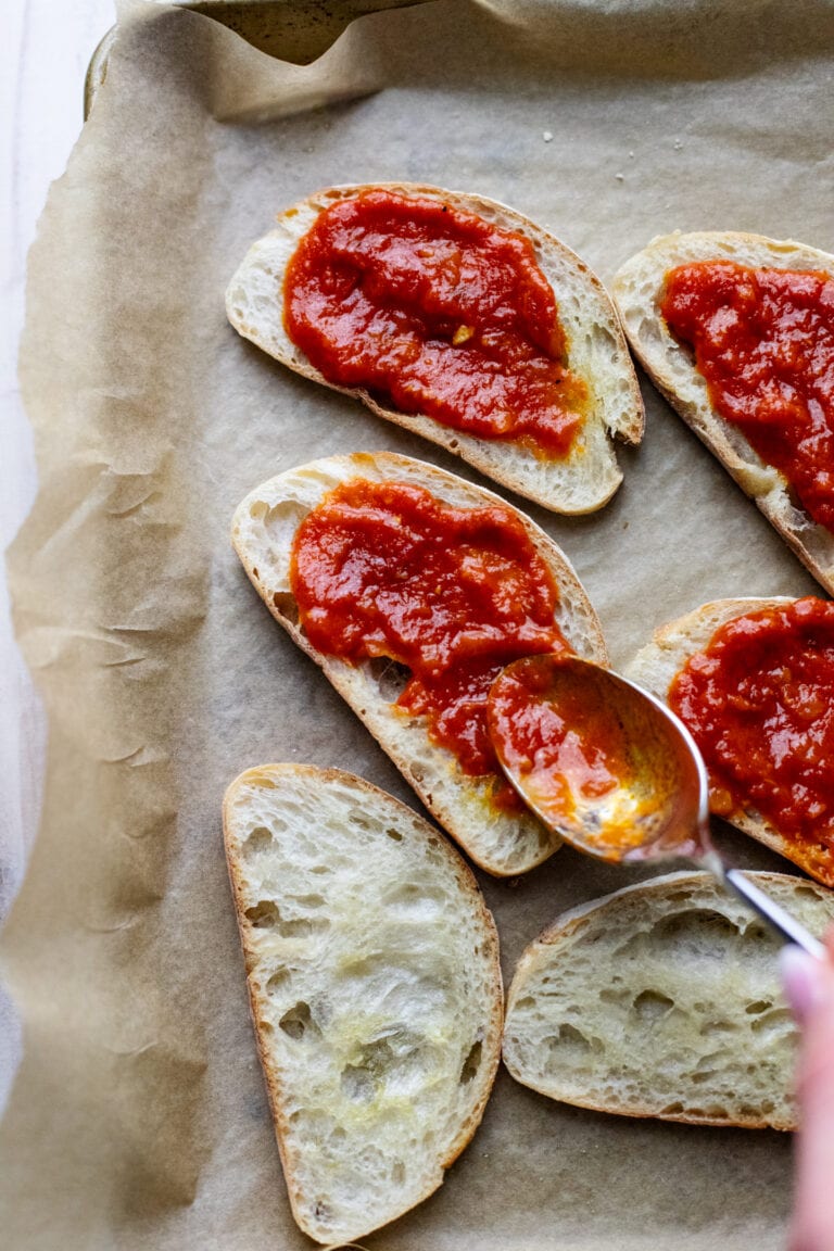 Caprese Crostini Pizza – A Simple Palate
