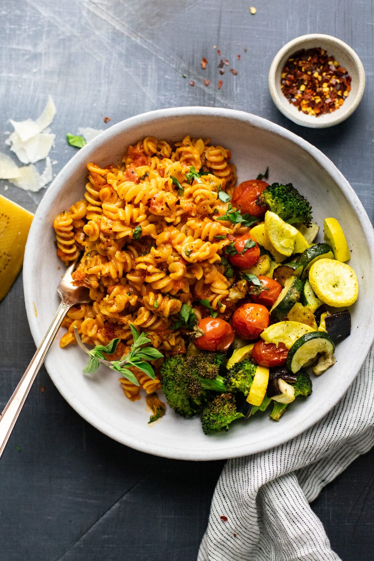 Cheesy Rotini Pasta with Roasted Vegetables – A Simple Palate